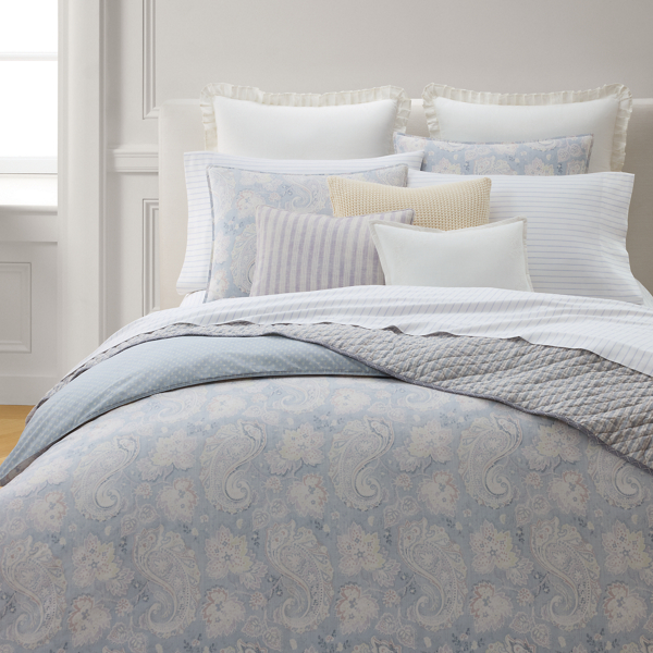 Leigh Comforter Set